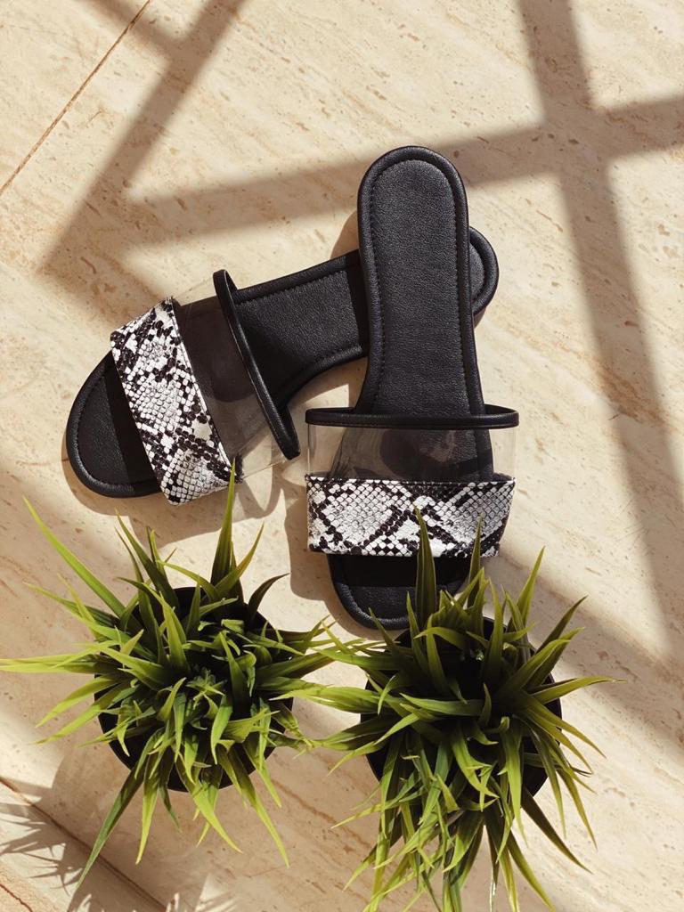 BLACK TRANSPARENT X LAZARD PATTERN SLIPPERS – Serpenti Egypt